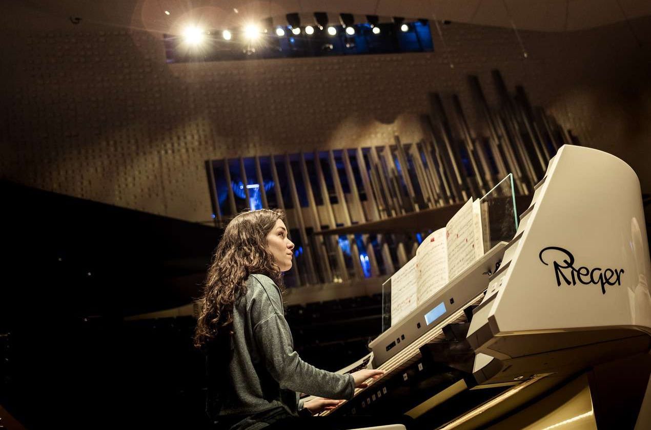 Loriane Llorca, un parcours sans fausse note - PresseLib