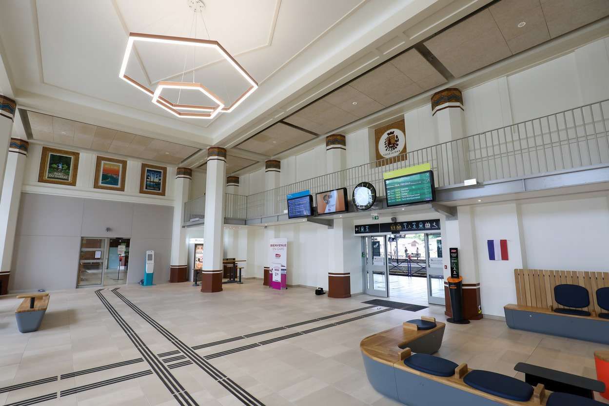 Une enfant du pays modernise la Gare de Dax - PresseLib