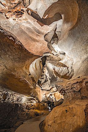 VISITE GUIDEE – Réouverture des grottes de Sare - PresseLib