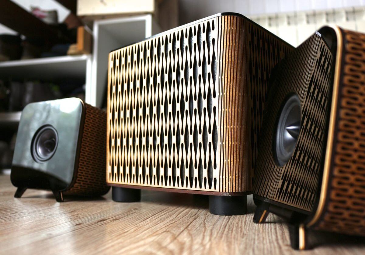 Des enceintes rétros Made in Landes grâce à PB Speakers. - PresseLib