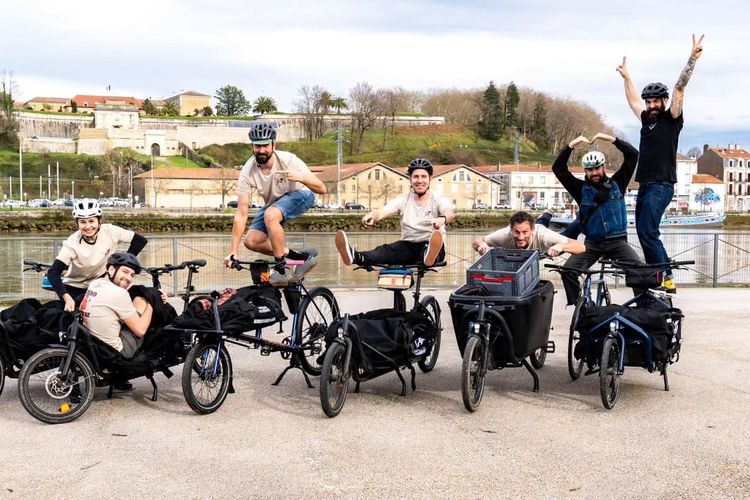 1 500 COUPS DE POUCE - Corbo Course arrive à Saint-Jean-de-Luz - PresseLib