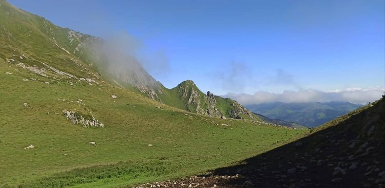 La coopérative Axuria élargit désormais son champ dans tout le 64 ...